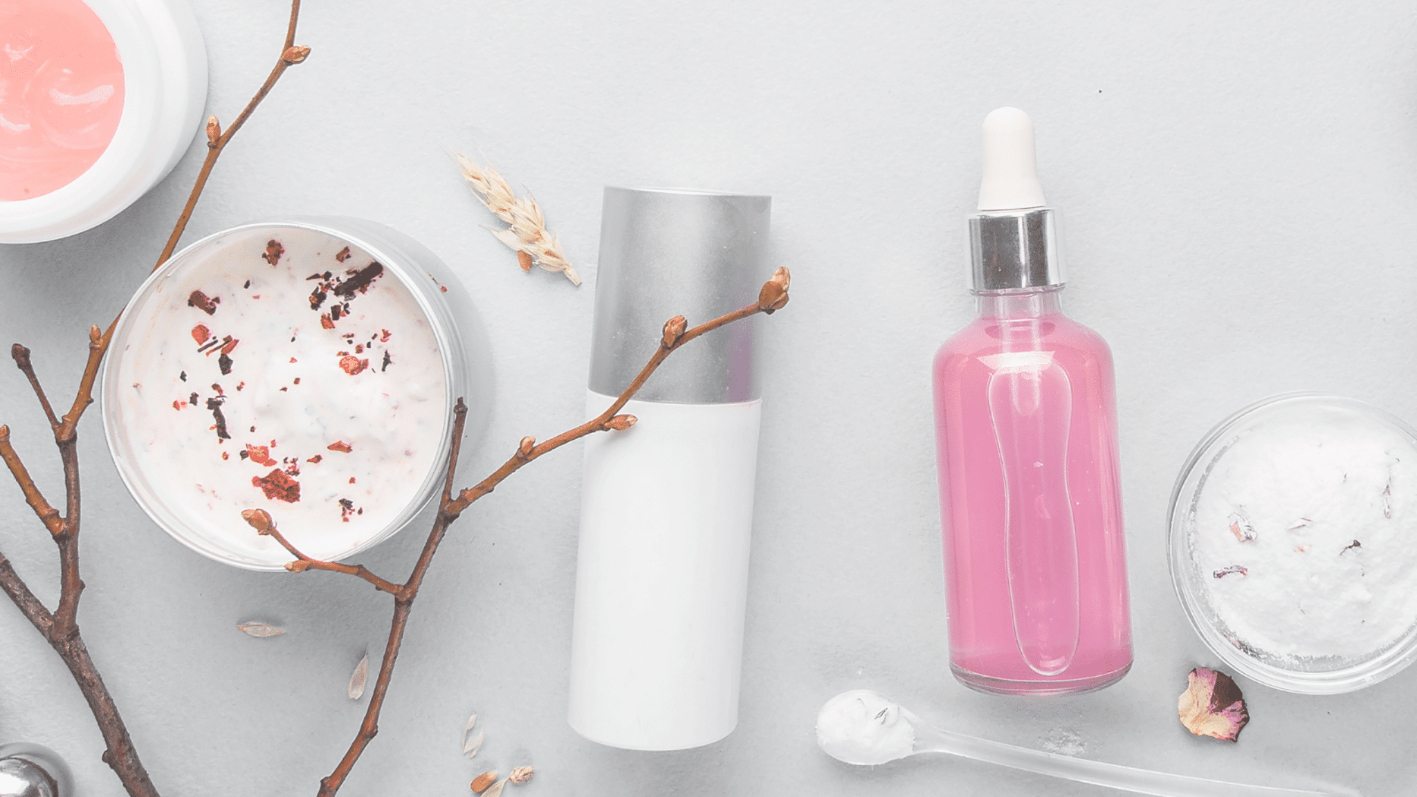 Natural Beauty Blogs & Products Round-up - BoredMom
