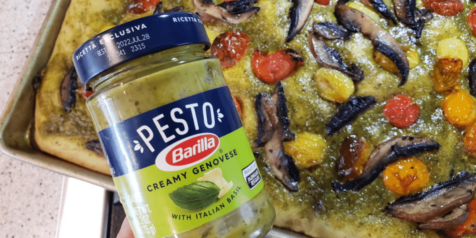 flat pizza barilla pesto - BoredMom