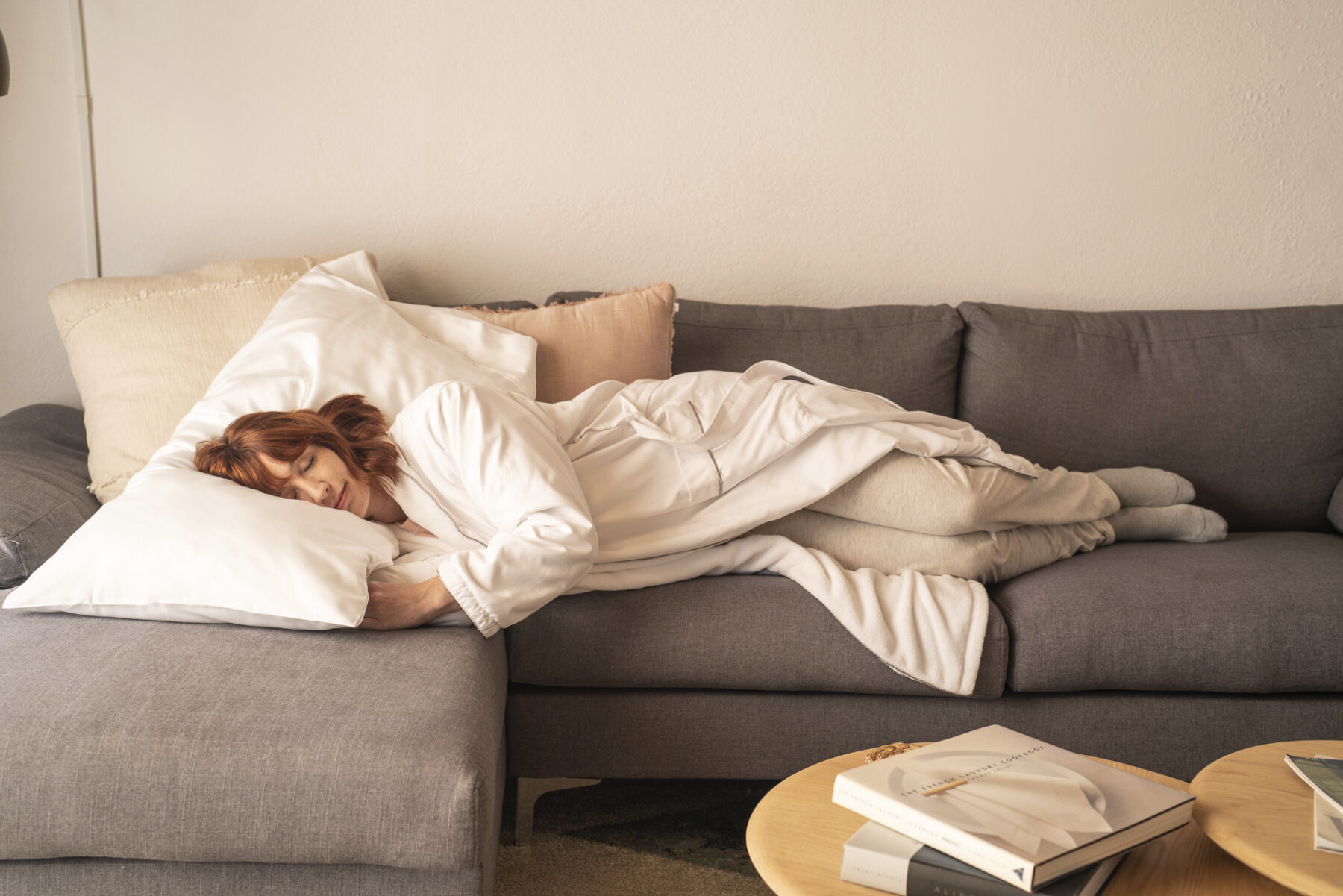 FluffCo Pillow Review: Soft or Firm? - BoredMom