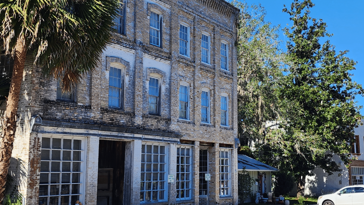 Micanopy, Florida: A Step Back in Time - BoredMom